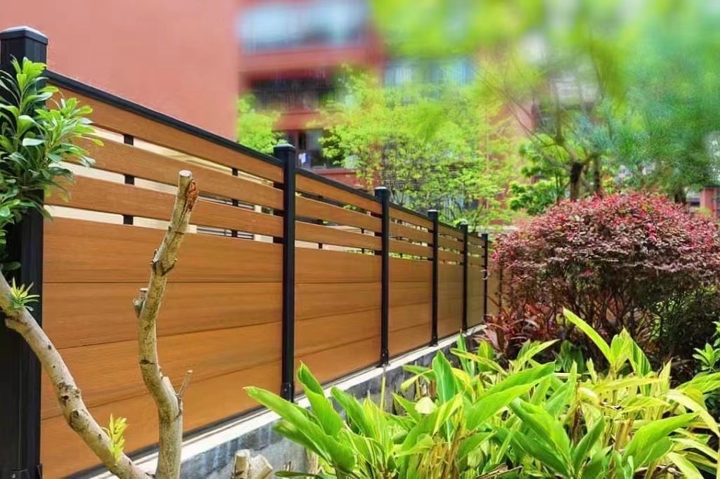 WPC Fencing Manufacturer - Linicewpc.com