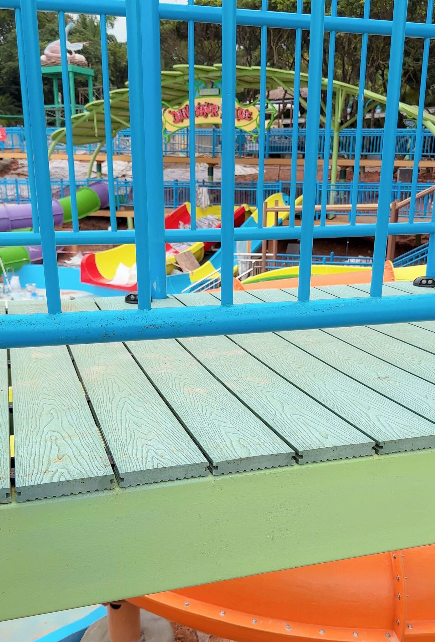 Composite Decking for Schools - Linicewpc.com