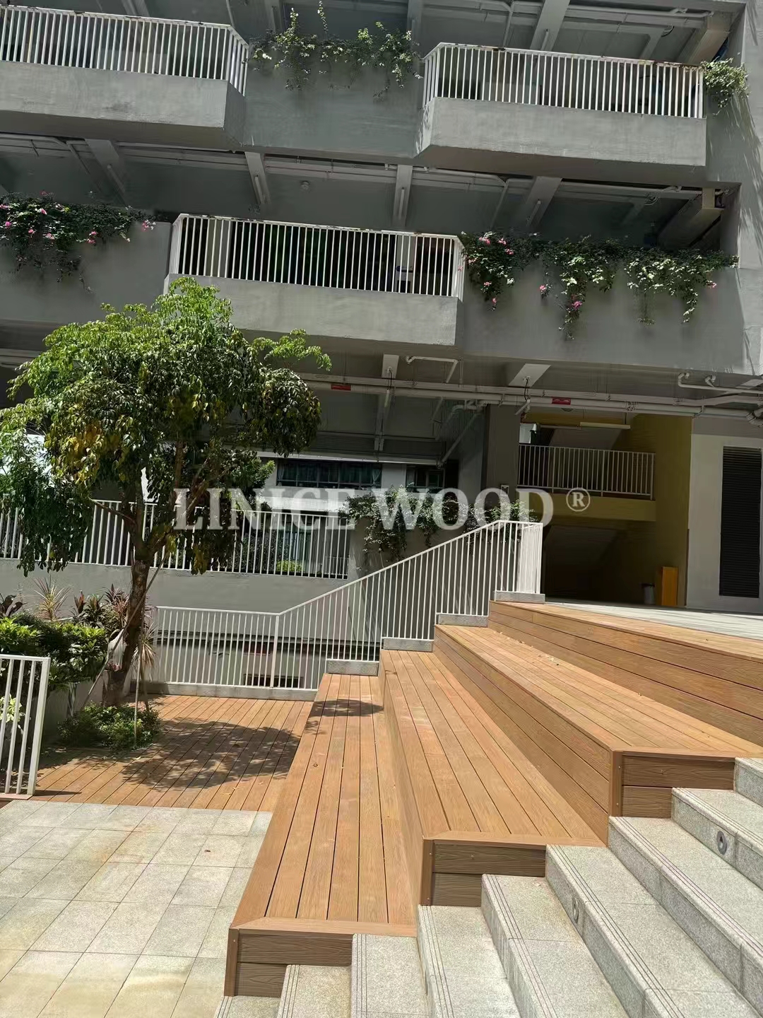 Composite Decking for Schools - Linicewpc.com